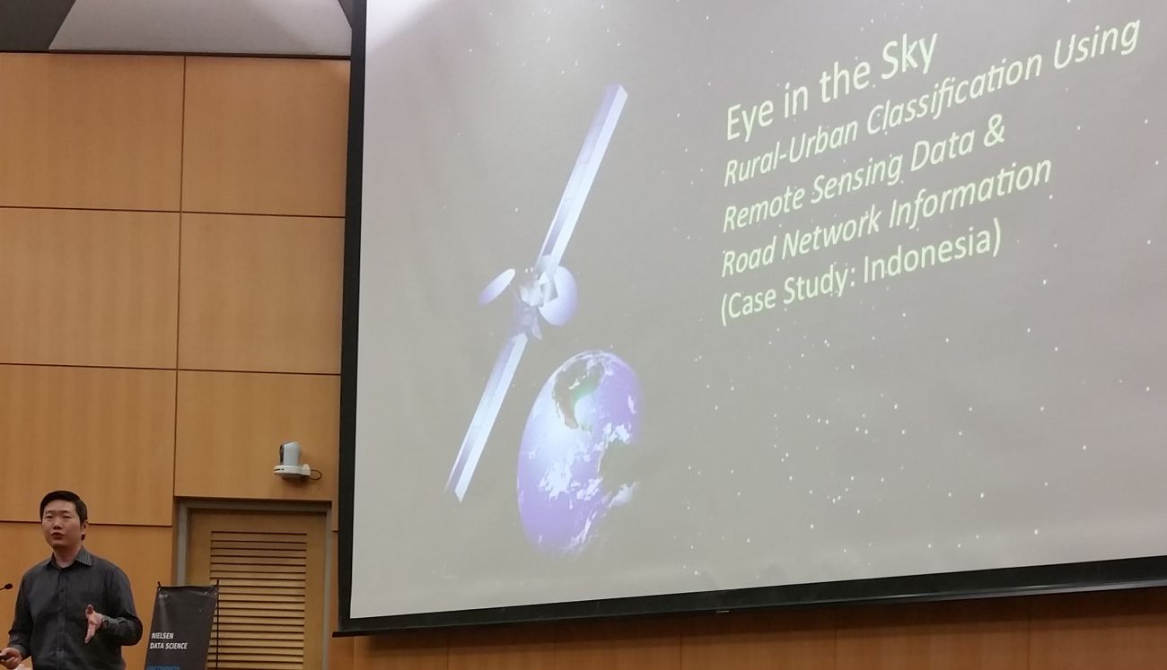 Nielsen Data Scientist shares with SMU 2nd Major Analytics students on ...